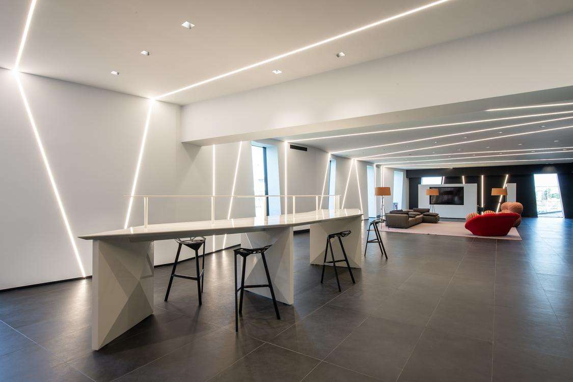 Chromavis Fareva | Faram 1957