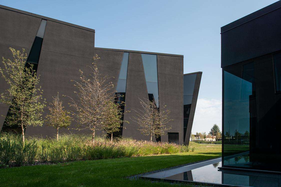 Chromavis Fareva | Faram 1957